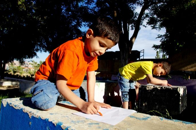 Trauma therapy: Using art to help your child heal - SOS Children's ...